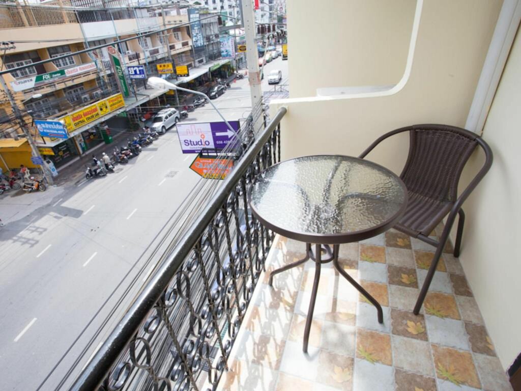 Otel J. P. Inn Pattaya, Pattaya, foto