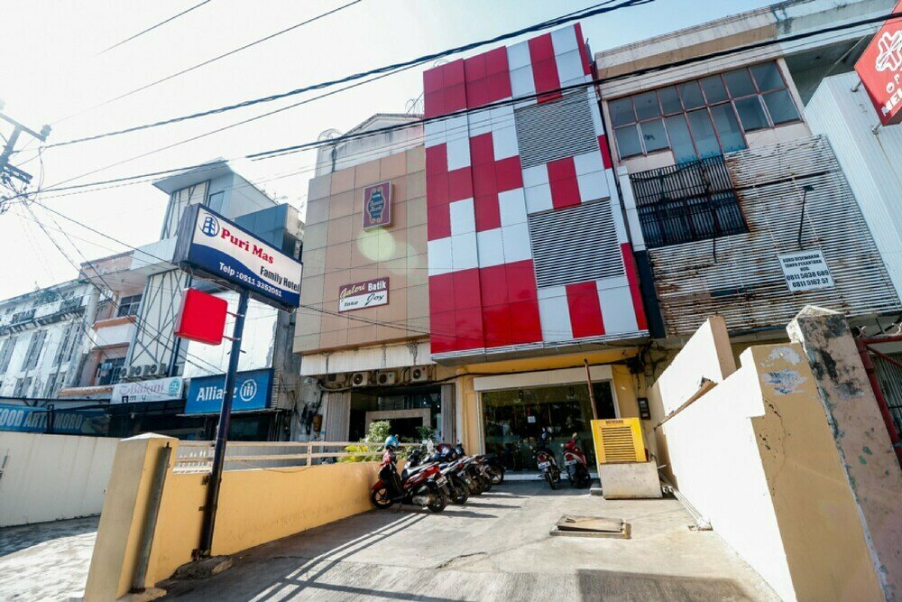Otel RedDoorz near Pasar Tarapung Siring Banjarmasin, Banjarmasin, foto