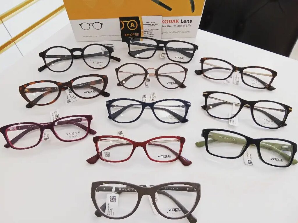 Optik Anı Optik, İstanbul, foto