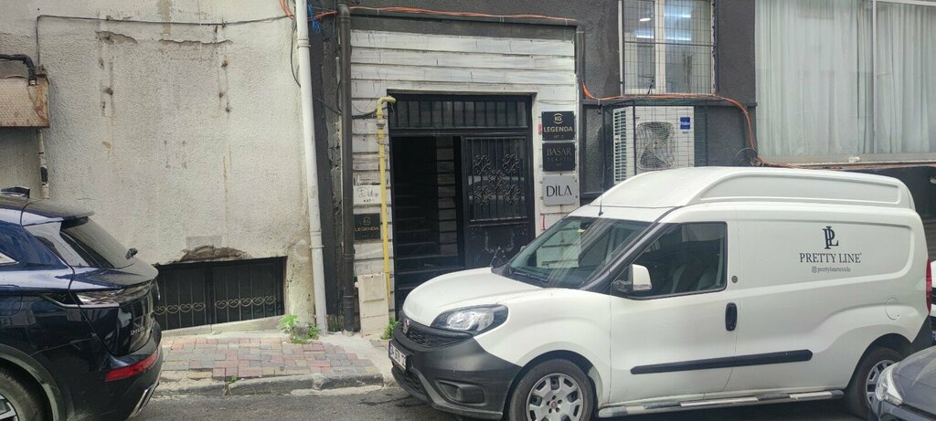 Giyim mağazası Legenda Abiye, İstanbul, foto