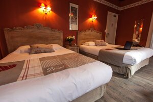Brit Hotel Bristol Montbéliard (Rue de Velotte No:2, Montbéliard), otel  Montbéliard'dan