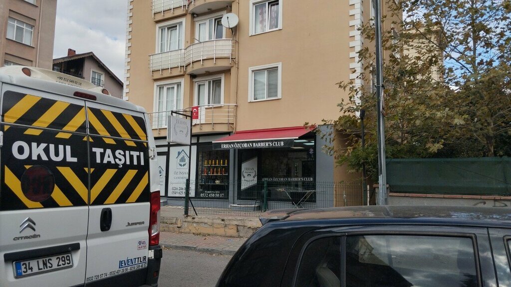 Berberler Erhan Özçoban Barber's Club, İstanbul, foto