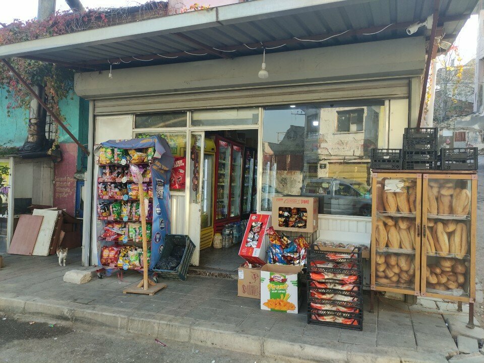 Mini-market Sağlam Market, İzmir, foto