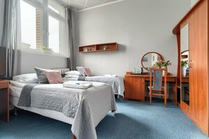 Stawa Hostel (Lesser Poland Voivodeship, Kraków, ulica Marszałka Józefa Piłsudskiego, 1), otel  Swinoujscie'den