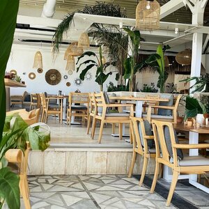 Lima (Hatay, İskenderun, Cengiz Topel Cad., 2/1), kafe  İskenderun'dan