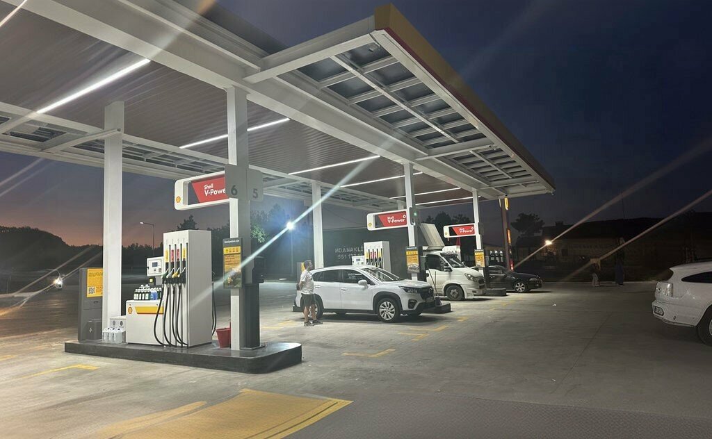 Benzin istasyonu Cumhuriyet Tesi̇sleri̇, Bayat, foto