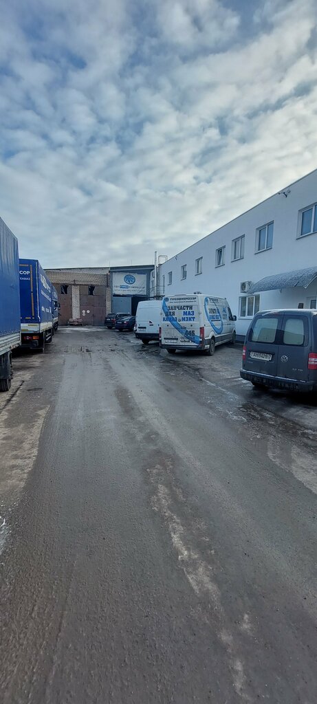 Otomobil yedek parçaları Turbokompressor, Minsk, foto