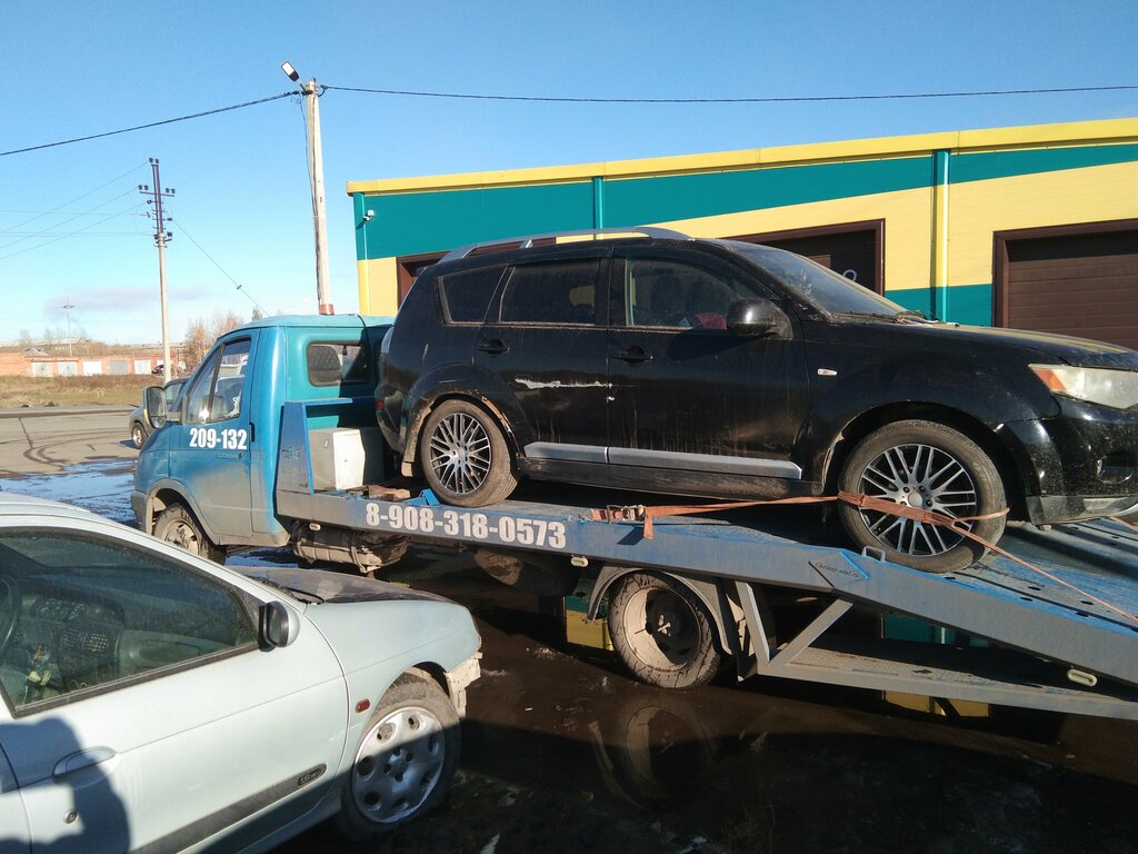 Jant ve lastikçiler Шины и диски, Omsk, foto