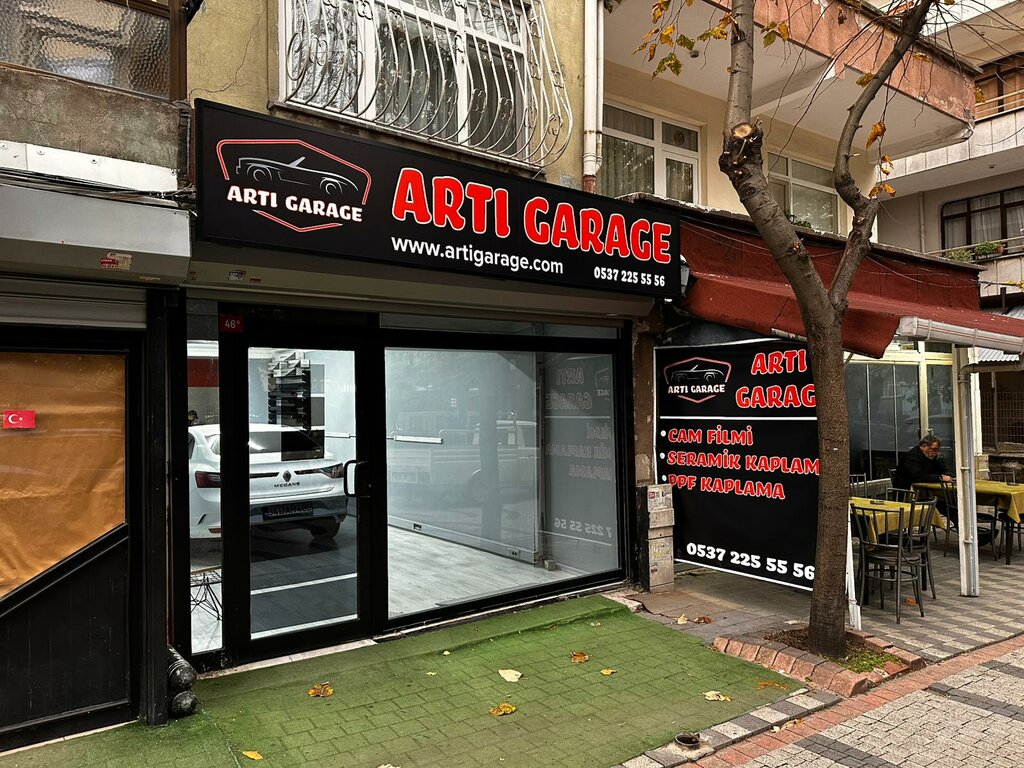 Araba boyama Artı Garage, İstanbul, foto