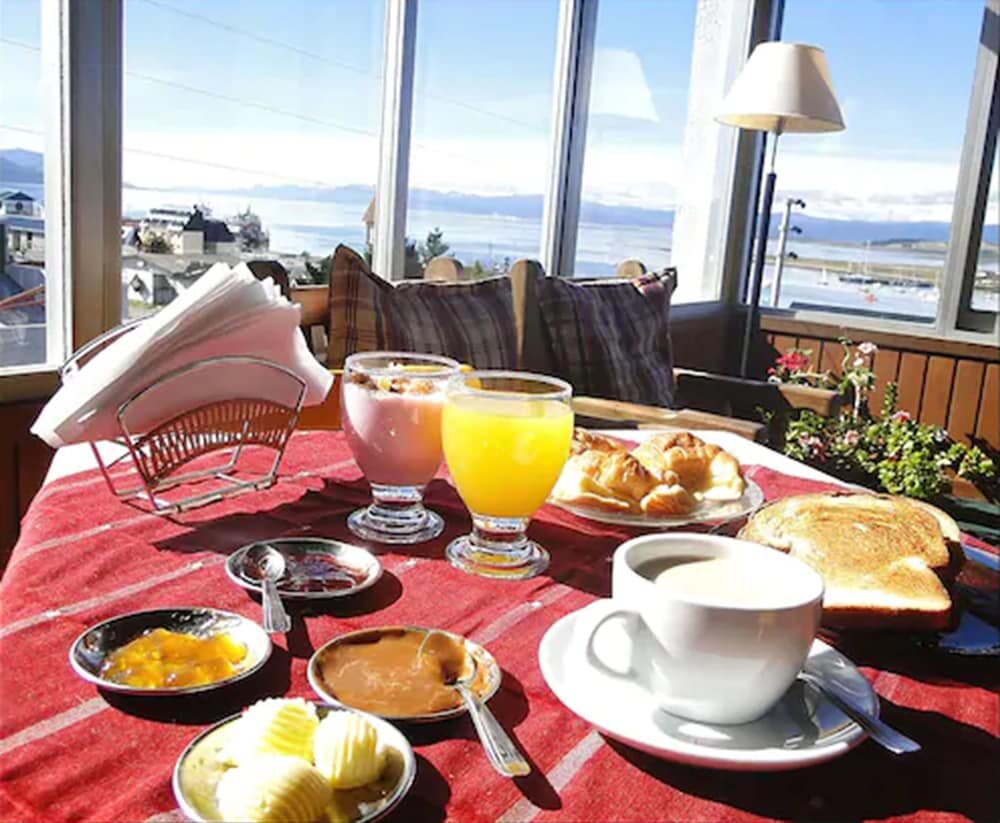 Otel Hotel Mustapic, Ushuaia, foto