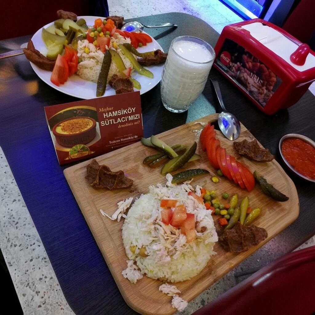 Restoran Meşhur Adıyaman Çiğköftecisi ve Pilav İstanbul, Atakum, foto