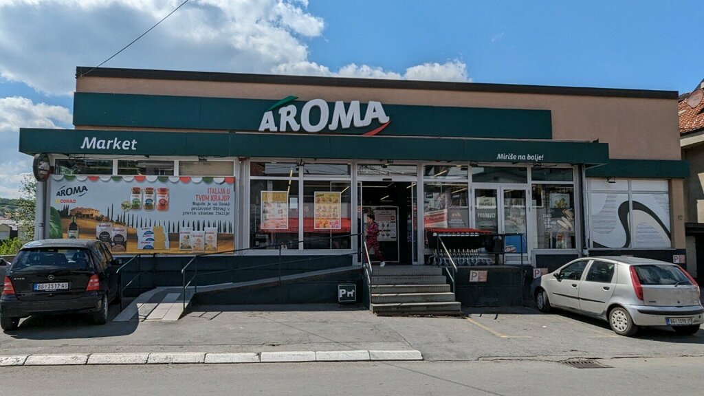 Süpermarket Aroma, Belgrad, foto