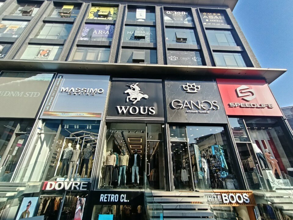 Giyim mağazası Wous, İstanbul, foto
