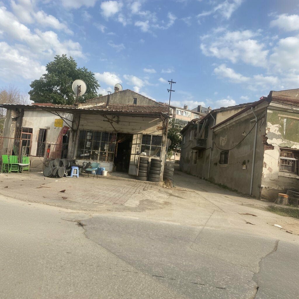 Mezarlıklar Acı Çeşme Mezarlığı, Edirne, foto