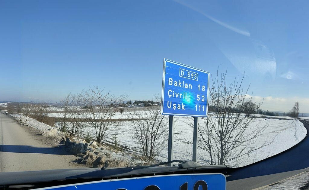 Benzin istasyonu Pamukkale Gaz, Çal, foto