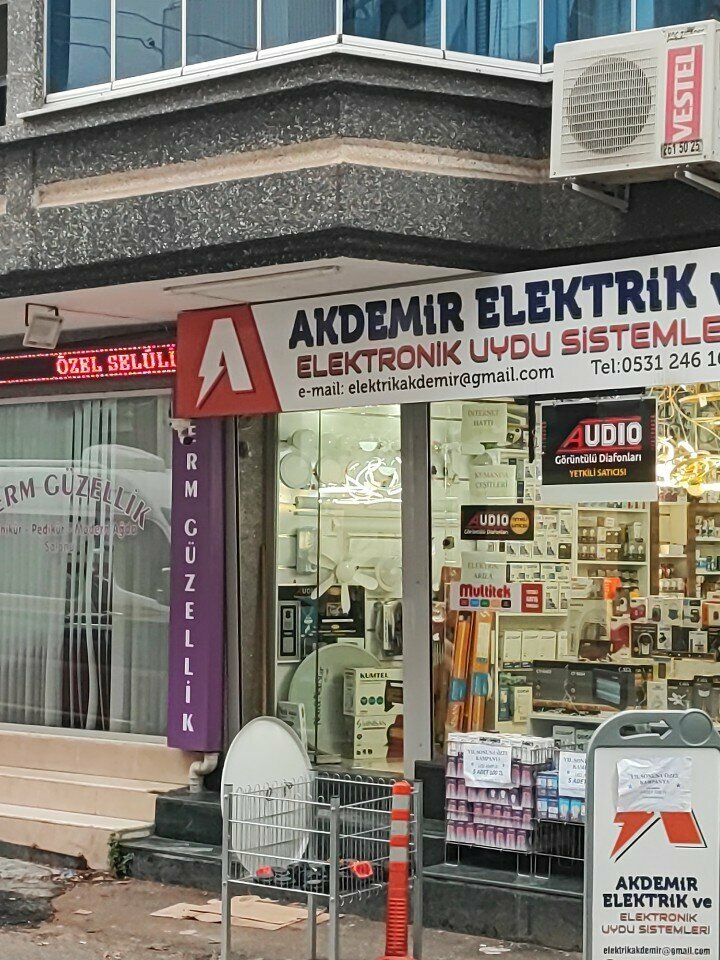 Elektrik ve elektrikli ürün mağazası Akdemir Elektrik, İzmir, foto