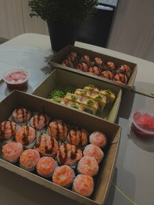 Sushi Art (ulitsa 50 let VLKSM No:2В, Meleuz), suşi restoranı  Meleuz'dan