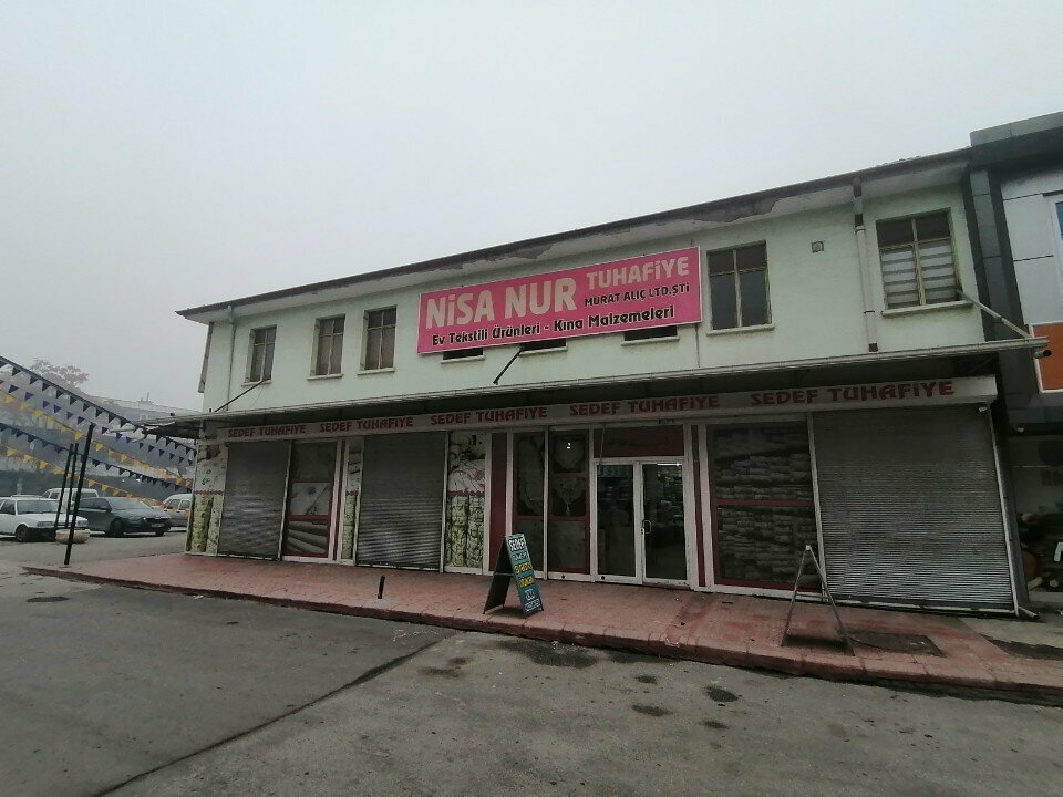 Büyük mağazalar Nisanur Kına, Kozmetik ve Tuhafiye, Konya, foto