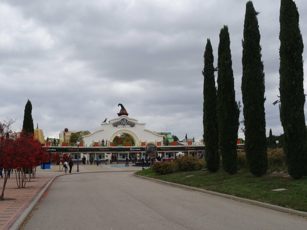 Lunapark Parque Warner Madrid, Madrid, foto