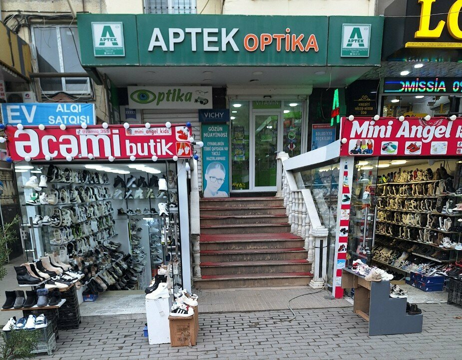 Eczaneler Drugstore, Bakü, foto