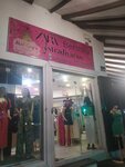 Zara estradivarius (Santa Cruz de la Sierra, Distrito Municipal 11, Subdistrito CIV, Pari, 189), giyim mağazası  Bolivya'dan