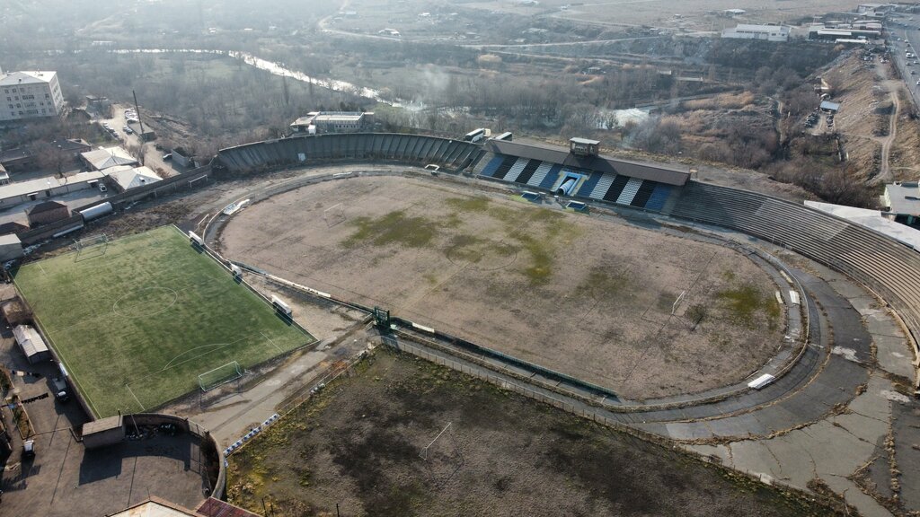 Stadyum Nairi Stadyumu, Erivan, foto