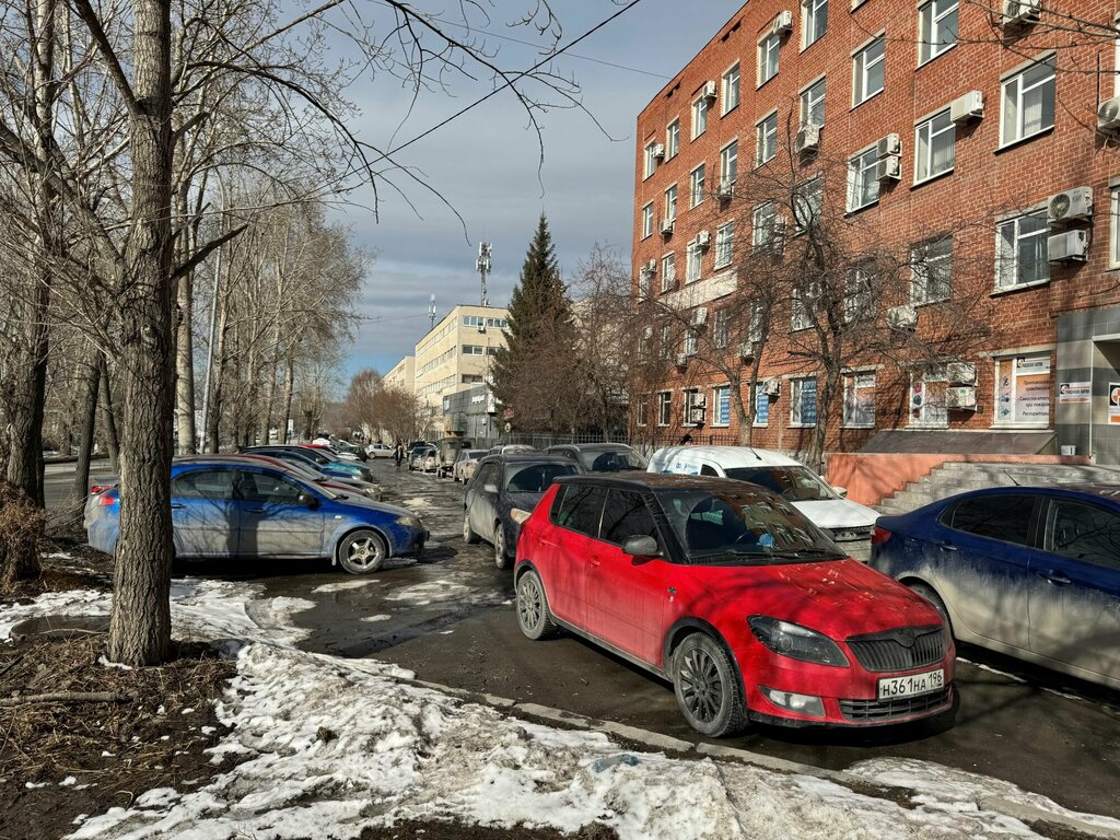 Kurs Уральский УКЦ Асмап, Yekaterinburg, foto