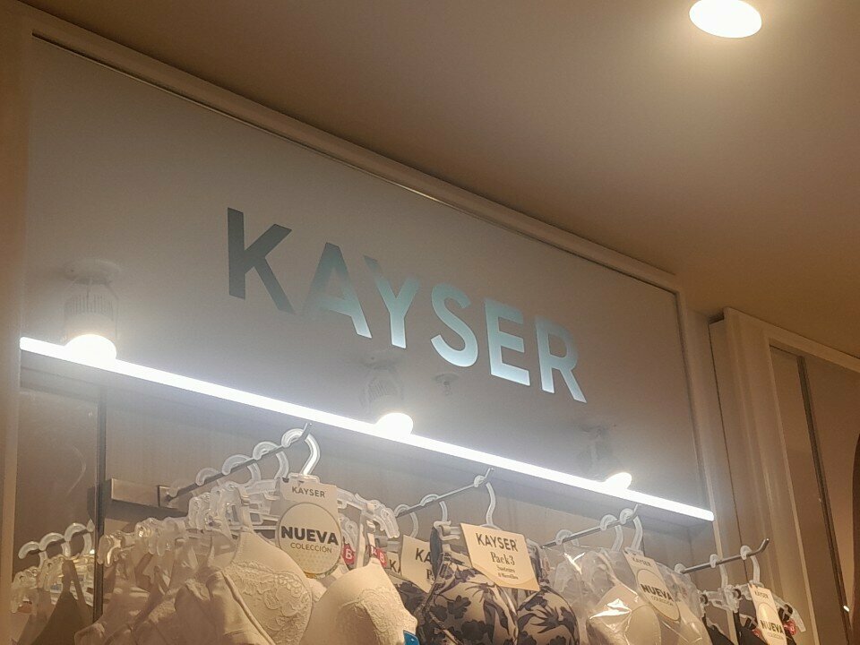 i̇ç giyim ve mayo mağazası Kayser, Lima, foto