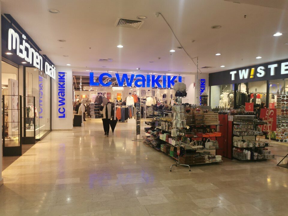Giyim mağazası LC Waikiki, Batum, foto