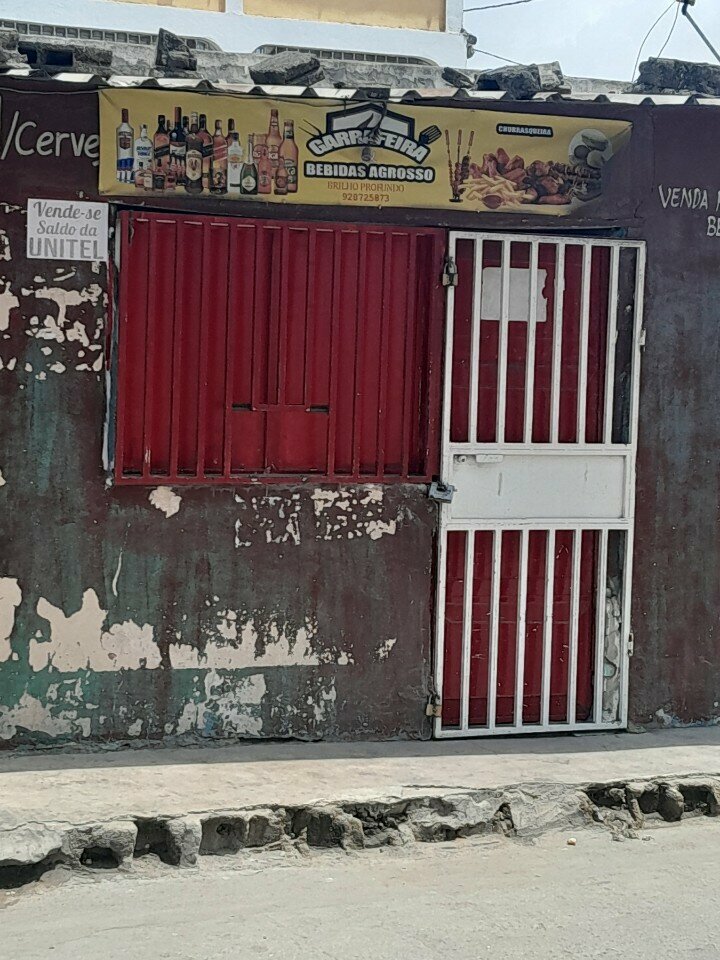 Alkollü içecekler Garrafeira, Loanda, foto