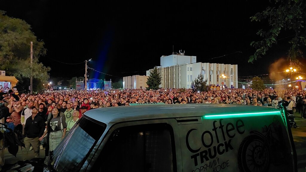 Kahve dükkanları Coffee Truck, Komsomolsk‑at‑Amur, foto