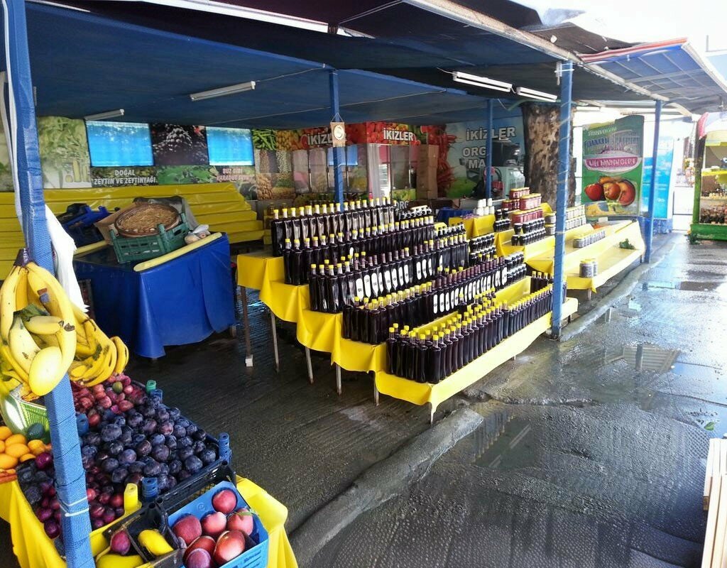 Manavlar İkizler Manav, Burhaniye, foto