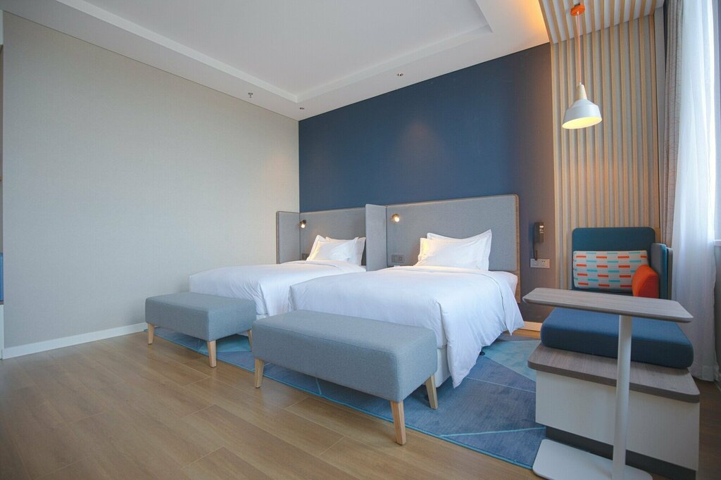 Otel Holiday Inn Express Horgos, Sincan, foto