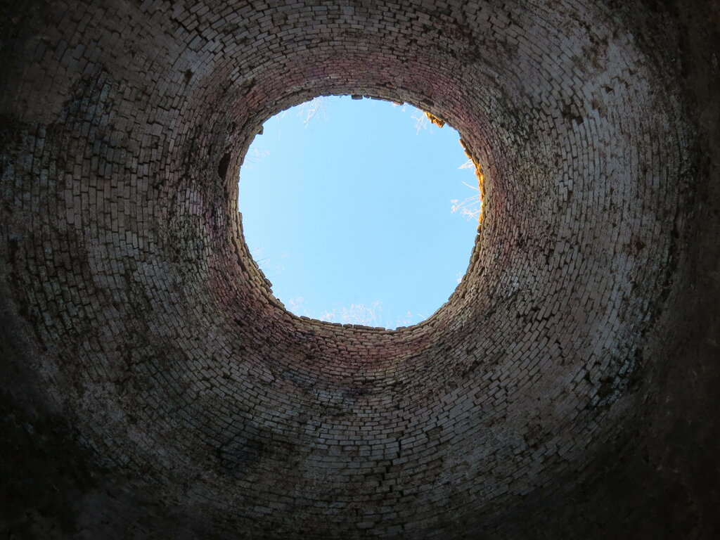 Turistik yerler Шахтная печь, Kurskaya oblastı, foto