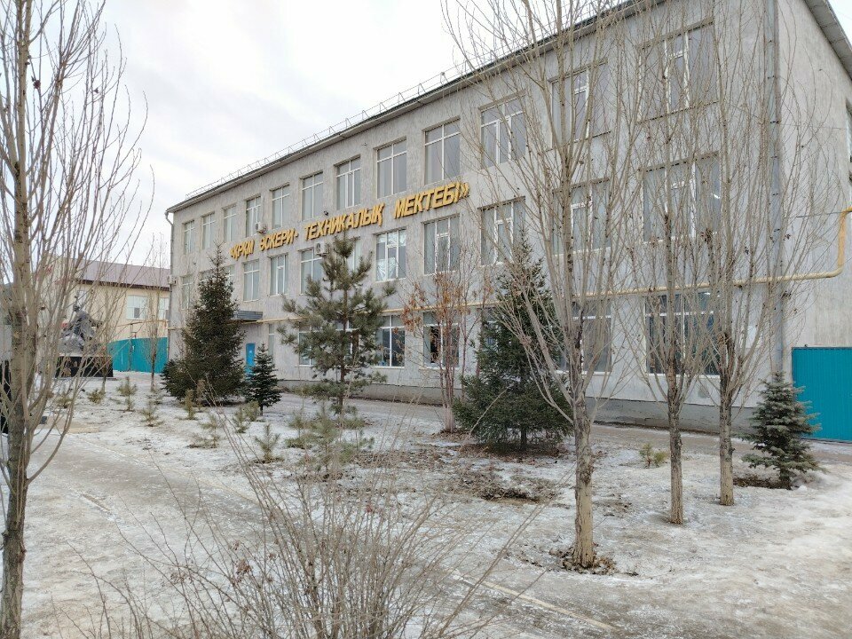 Askeri okullar Military Technical School, Oral (Uralsk), foto