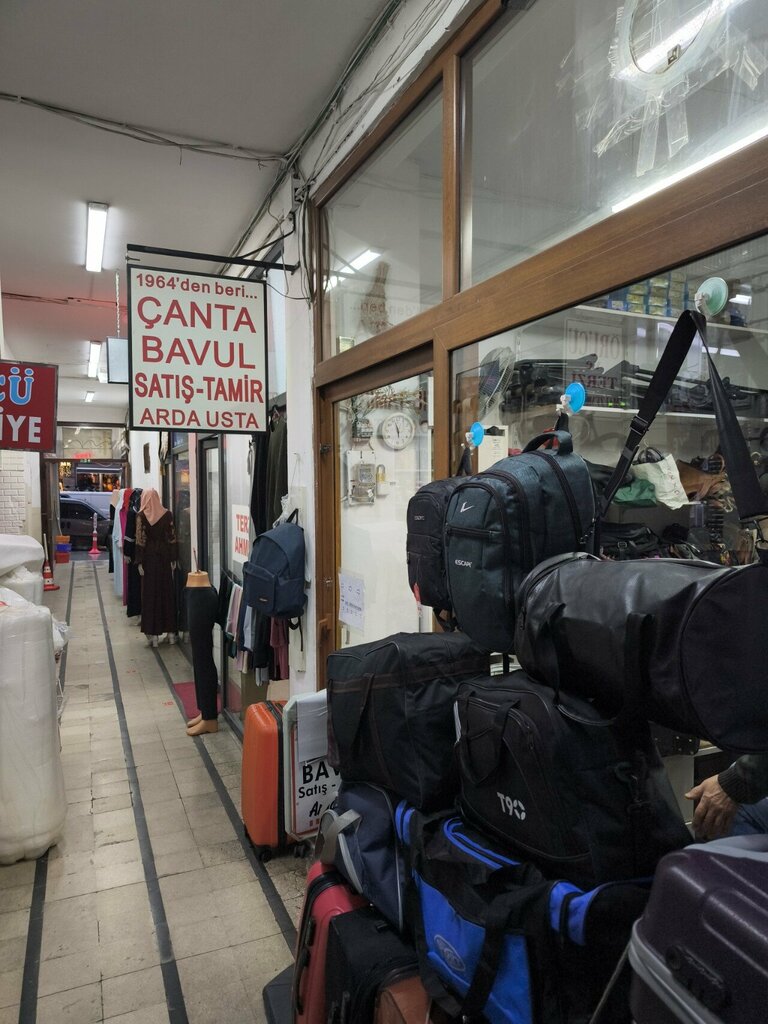 Çanta ve valiz tadilatı Çanta Bavul Satış Tamir Arda Usta, İstanbul, foto