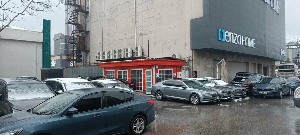 Oto kiralama Zeplin Car İmes İstasyonu, İstanbul, foto