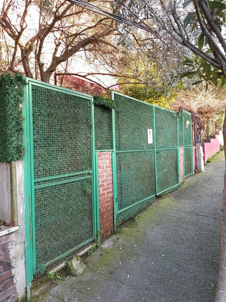 Otomobil servisi Multiverse, İstanbul, foto