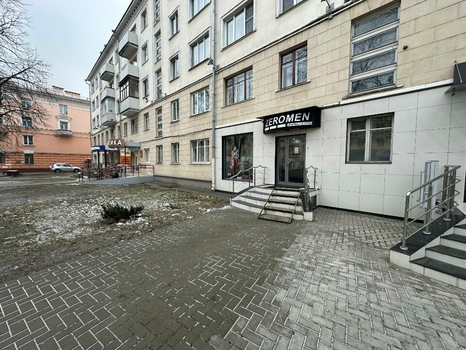 Giyim mağazası ZeroMen, Gomel, foto