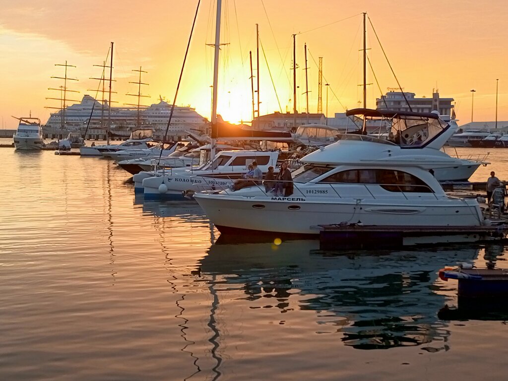Tekne, yat, gemi kiralama Boats, boats, yachts, Soçi, foto