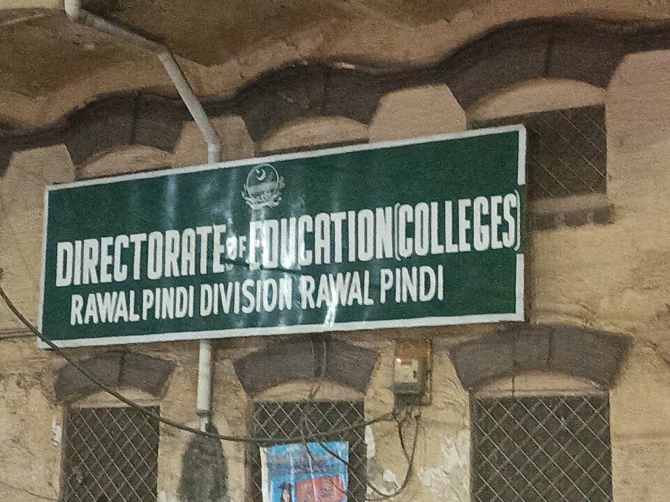 Devlet kurumları ve bakanlıklar Executive District Officer Education, Rawalpindi, foto