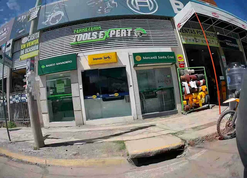ATM'ler Banco Bisa, Cochabamba, foto
