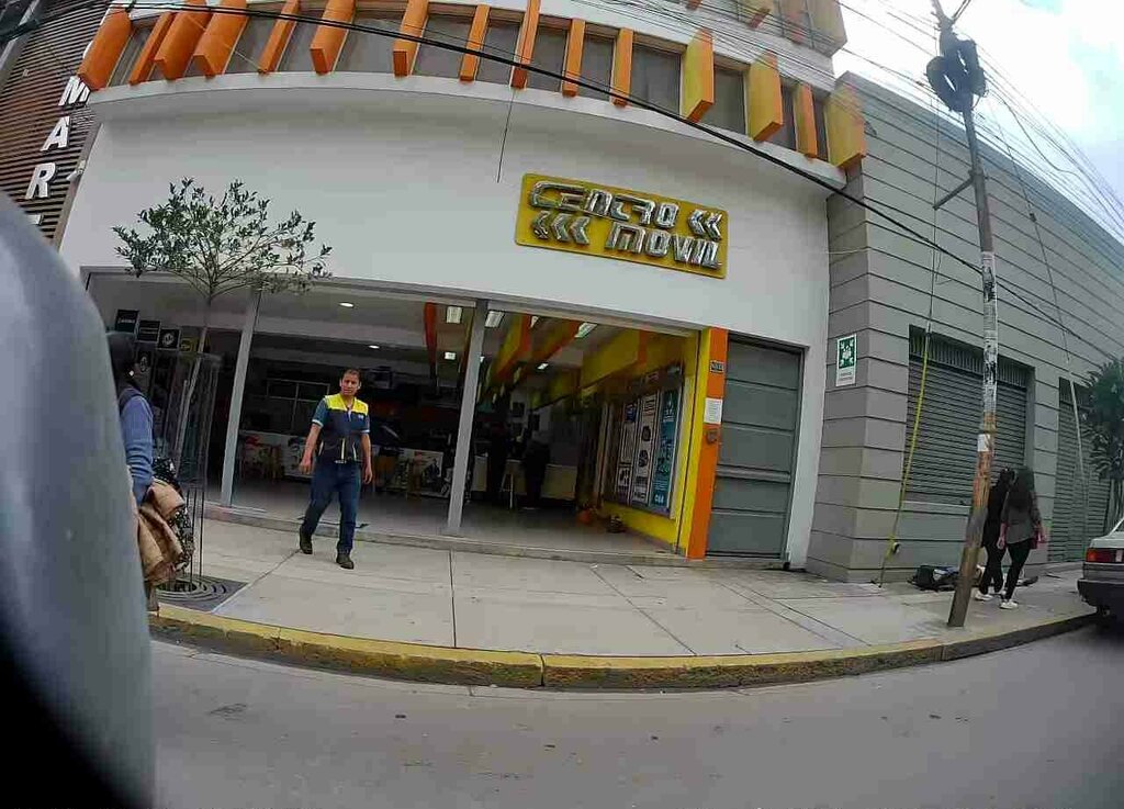 Motosiklet yedek parçaları Centro Móvil, Cochabamba, foto