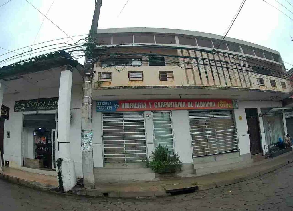 Ayakkabı mağazaları Vidriería y Carpintería EN Aluminio San Jorge, Santa‑Krus, foto