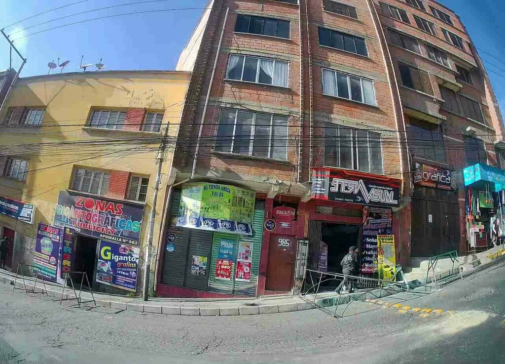 Market Your Friend Store T&b, La Paz, foto