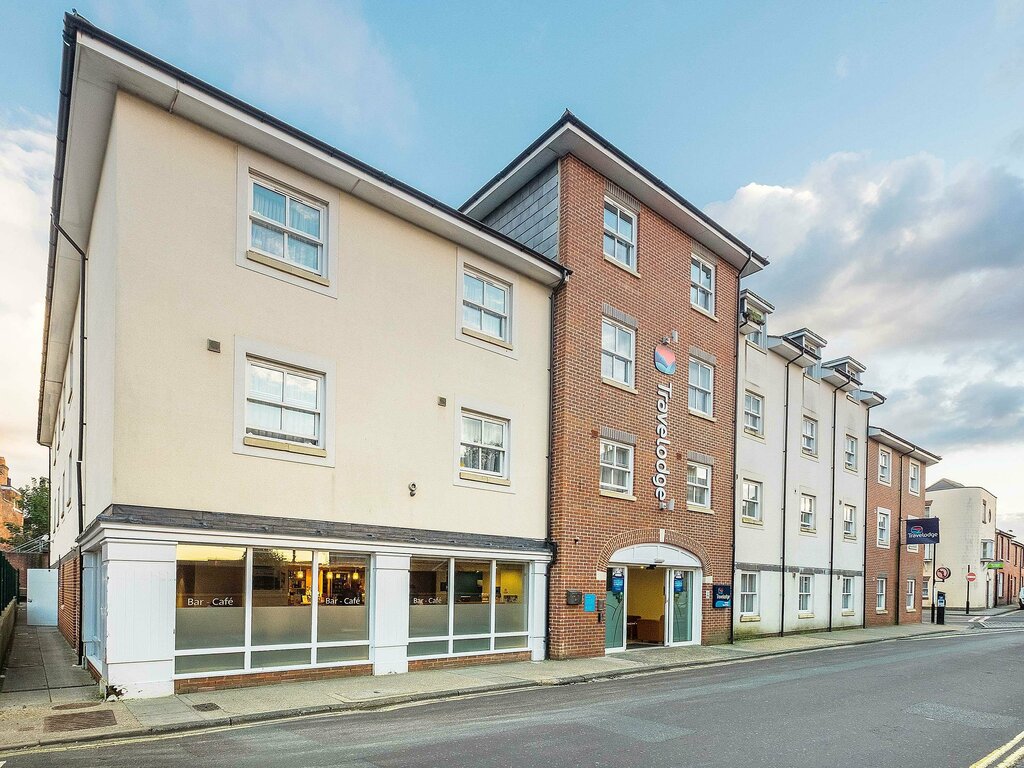 Otel Travelodge Newport Isle of Wight, İngiltere, foto