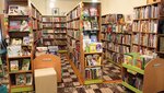 Sosnovskaya Poselencheskaya Obyedinennaya biblioteka (ulitsa Svyazi No:10, posyolok Sosnovo), kütüphaneler  Saint‑Petersburg ve Leningradskaya oblastından