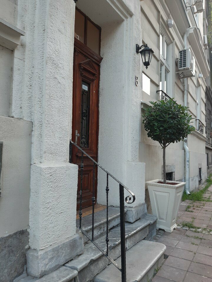Stil uzmanı, makyöz DPalavestra Academy, Belgrad, foto