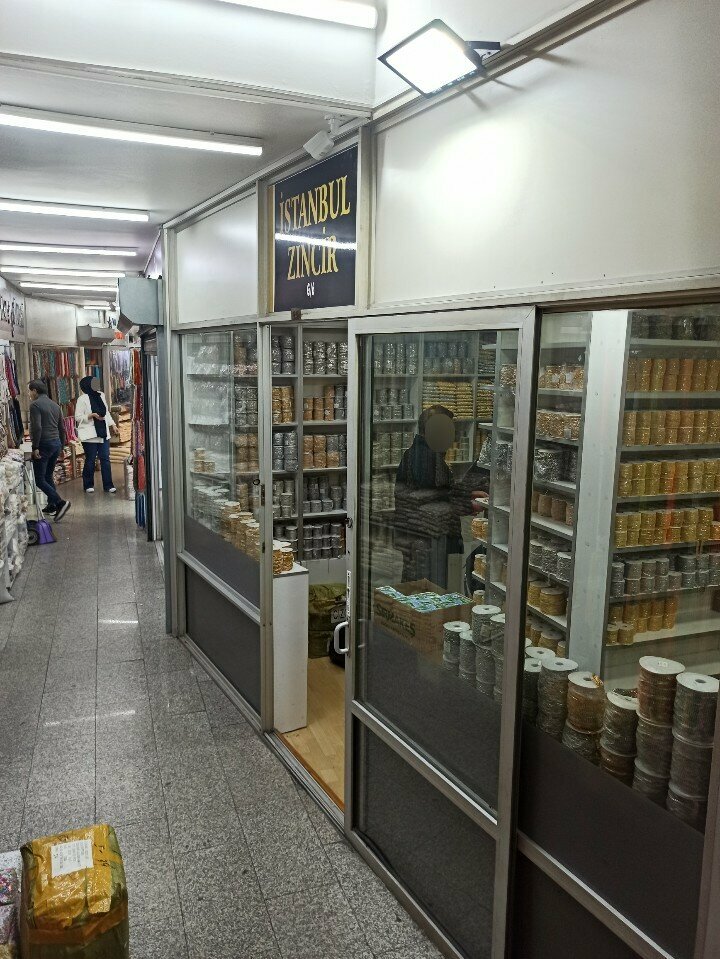 Bijuteriler İstanbul Zincir, İstanbul, foto