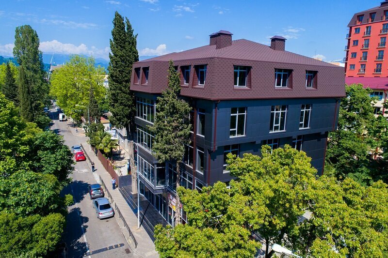 Konut blokları Grey House, Soçi, foto